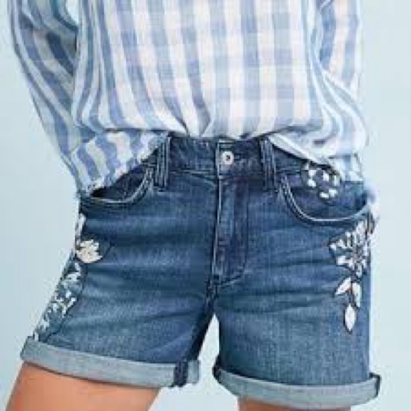 Anthropologie | Shorts | Anthropologie Pilcro Slim Boyfriend Floral ...